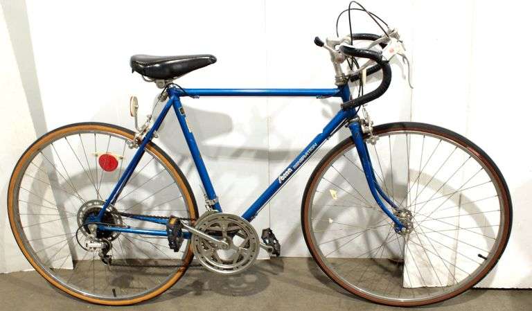 Soma Generation Bike - Bunting Online Auctions