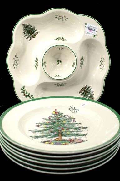 Spode Christmas Tree Plates and Divided Serving Dish. - Bunting Online ...