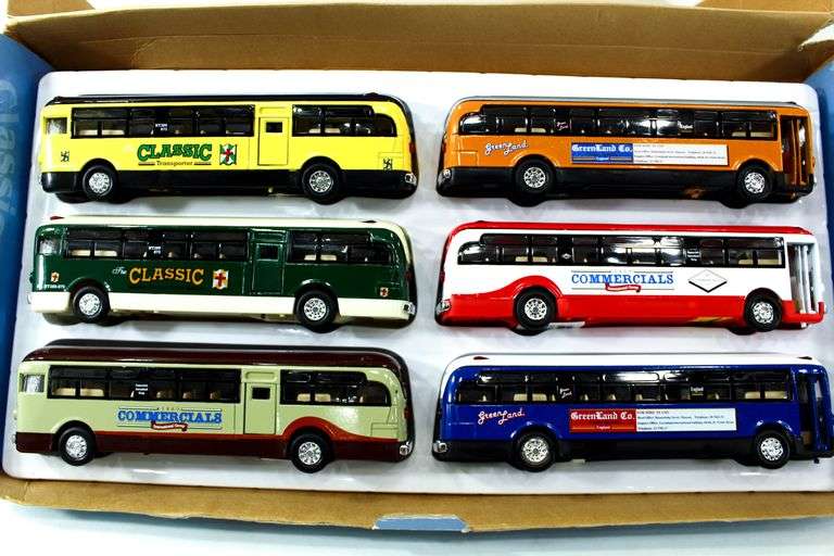 Superior Classic Coach Heavy Gauge Die-Cast Model Buses, Designed to ...