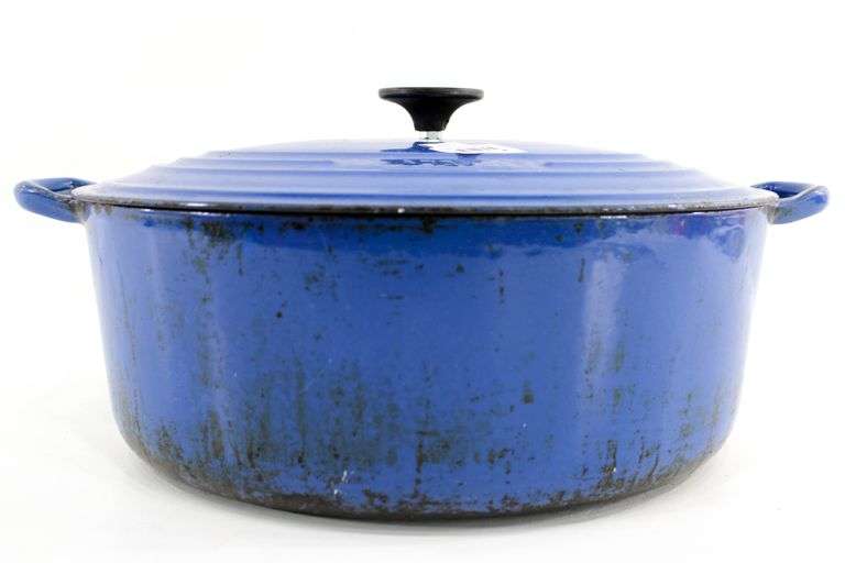 Le Creuset Cobalt Blue Cast Iron Dutch Oven with Lid. - Bunting Online ...