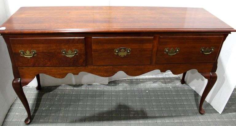 Queen Anne Cherry Sideboard 3 Drawer Buffet Table. - Bunting Online ...