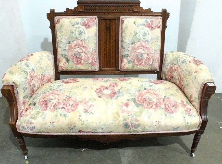 Eastlake Victorian Vintage Rose Tapestry Settee with Wheels. 40x54x23 ...