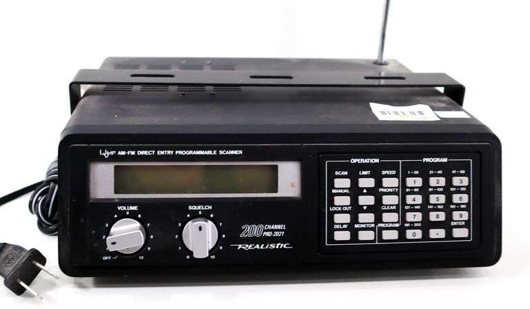 Realistic PRO-2021 Programmable Scanner AM/FM Monitor Receiver ...