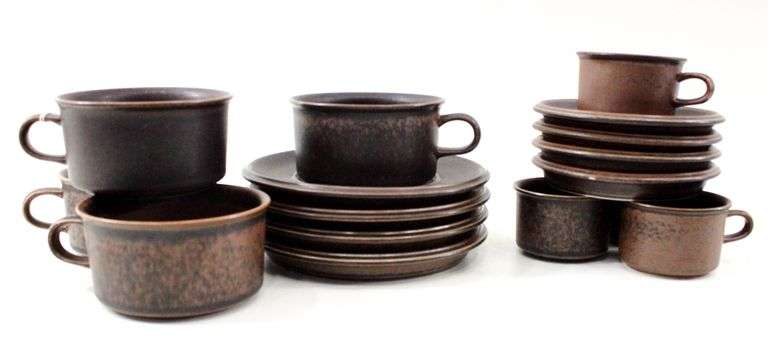 Arabia Tableware - Made in Finland - Bunting Online Auctions