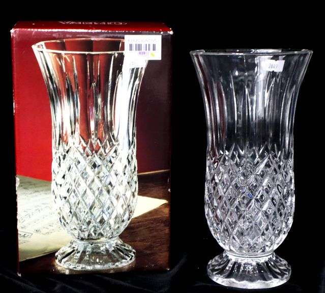 Royal Crystal Rock Opera Collection Footed Vase with Box - Bunting ...