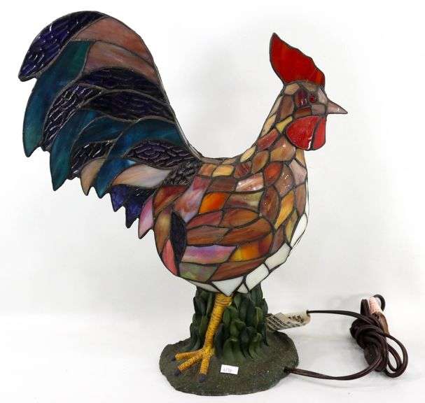 Dale Tiffany Stained Glass Morning Rooster Accent Table Lamp. 17x15 - Bunting Online Auctions