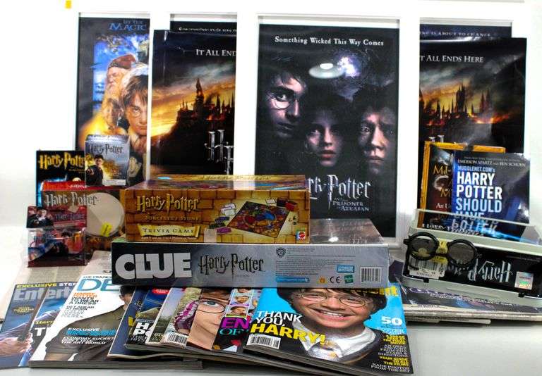 Harry Potter Memorabilia: Clue Harry Potter Board Game, Magazines ...
