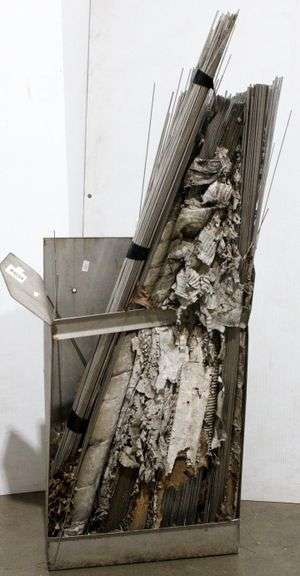 Round Rod Straight Hard Wire - Bunting Online Auctions