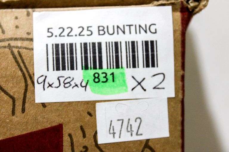 Yakima Raptor Aero 02093 Rooftop Upright Bike Mount - Bunting Online ...