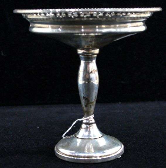 Fischer Sterling Weighted Round Pedestal Bowl - Bunting Online Auctions