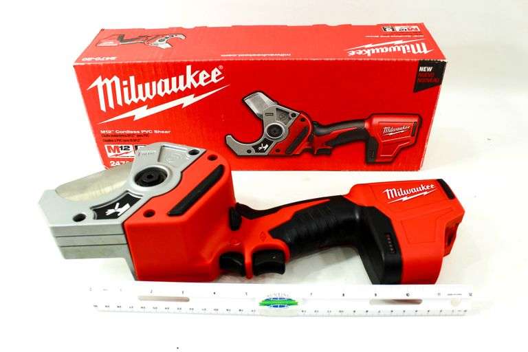 Milwaukee M12 Cordless PVC Shear - Bunting Online Auctions