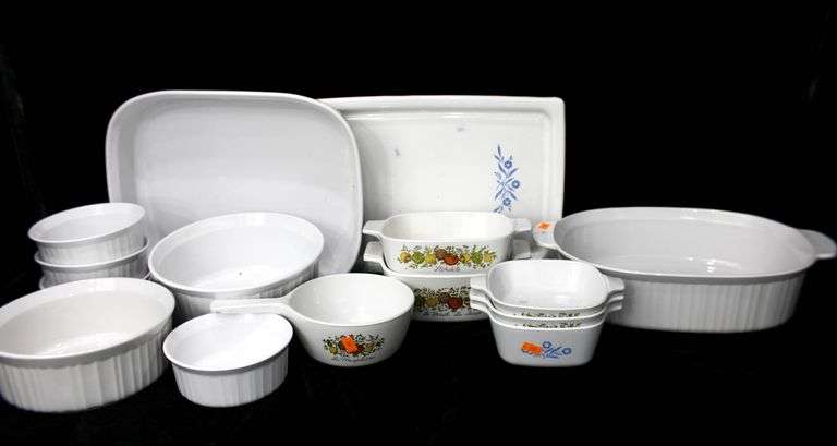 Corning Ware Casserole Bakeware - Bunting Online Auctions