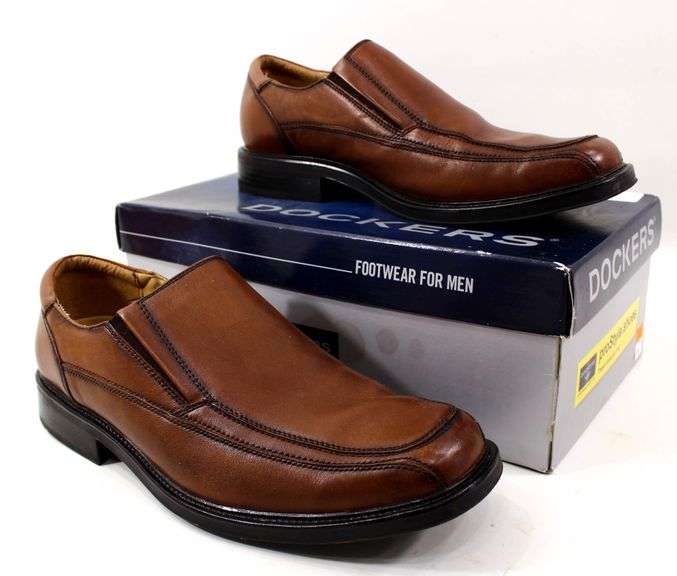 Dockers Pro Style Shoes - Size 12 - Bunting Online Auctions