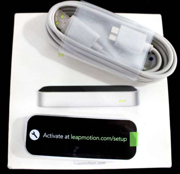 Leap Motion - Hand Tracking / Virtual Reality Computer Controller ...