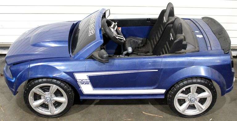 Mustang Boss 302 Ride in Battery Toy Car - Bunting Online Auctions
