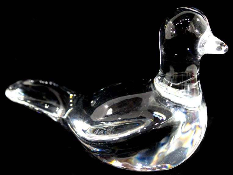 Baccarat Crystal Bird - Bunting Online Auctions