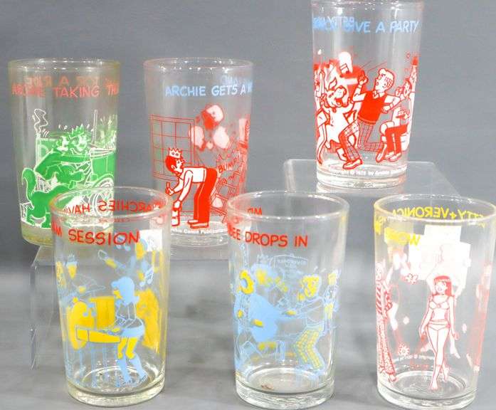 Vintage Archie Comics Collectible Glasses. - Bunting Online Auctions