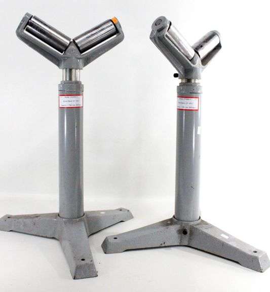 Model: STAND-V Roller Stand Capacity: 1,760 Lbs. - Bunting Online Auctions