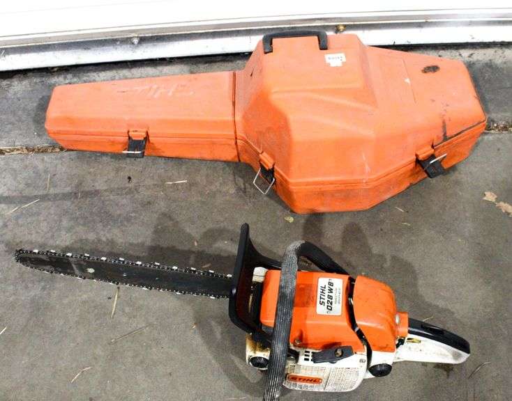 Stihl 028 WB Chain Saw with Case - Bunting Online Auctions