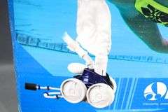 Polaris Vac-Sweep 360 Pool Cleaner - Bunting Online Auctions