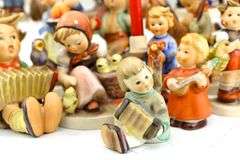 Vintage Goebel Figurines - V Bee Mark, Generation Marks, and More ...