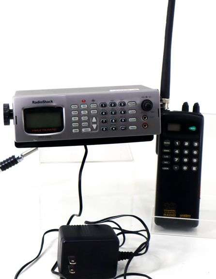 Radio Shack PRO-2055 1,000 Channel Triple Trunking Mobile / Base ...