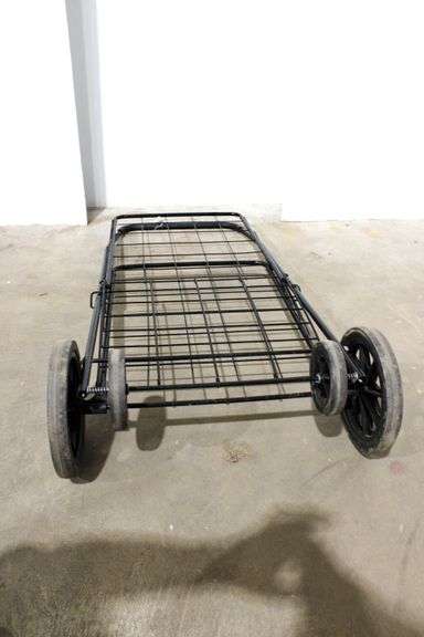 Four-Wheel Wire Folding Cart - Bunting Online Auctions