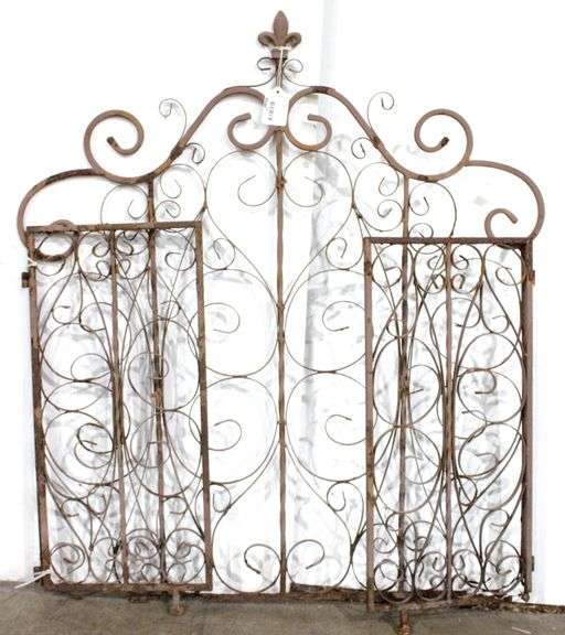 Hand Wrought Metal Art 3-Part Hinged Sides Freestanding Architectural ...