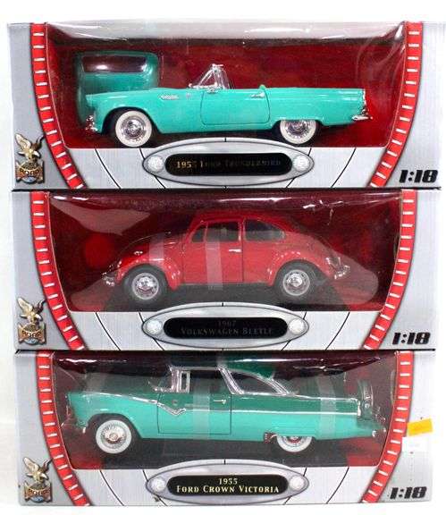 Signature Road 1:18 Diecast Metal & Plastic Collector Model Cars with ...