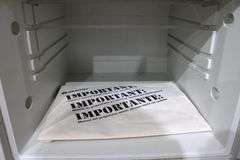 Sentry S0100 Class 350-1HR Combination Safe Box - Bunting Online Auctions