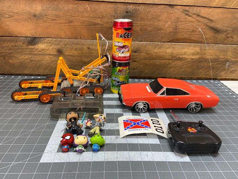 Radio Controlled General Lee, Mini Racers, Robot, Toy Figures - Bid On ...