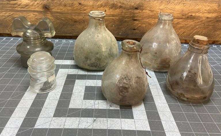 4 Vintage Glass Fly Traps and 2 Glass Insulators - Bid On Estates ...