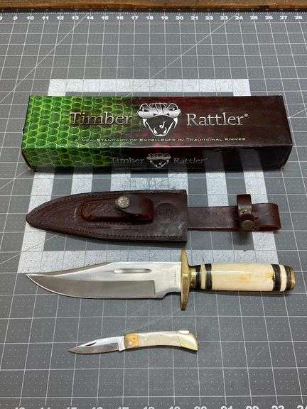 Timber Rattler Hunting Knife - Bid On Estates Auction Services