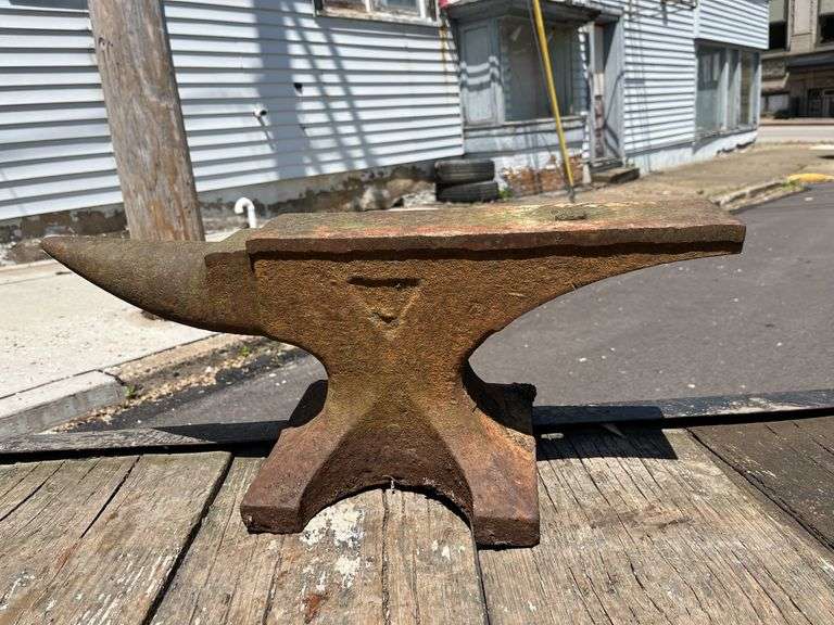 Anvil, weighs about 100 lbs - Bid On Estates Auction Services