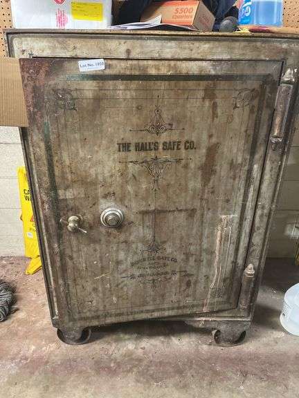 Hall Safe - Bonnette Auctions