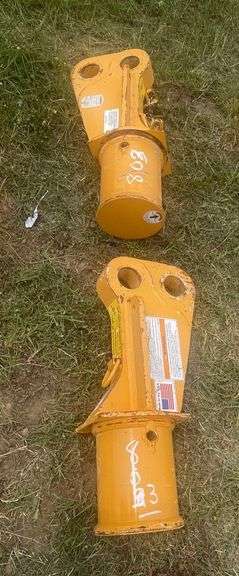 TANDEMLOC SPREADER BEAM END CAPS with 17' L 10" Spreader Bar - Bonnette Auctions