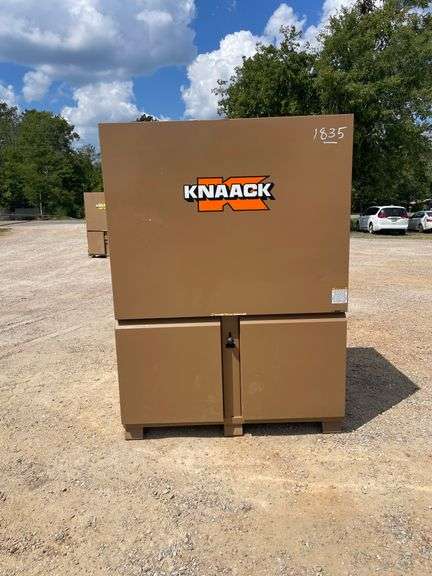 Knaack Box Foreman Box - Bonnette Auctions