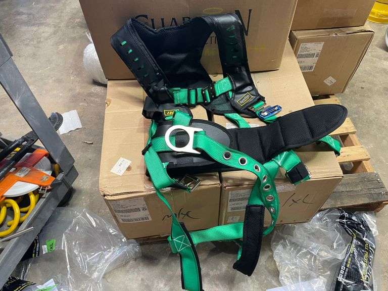 Pallet of Guardian EDGE Harness Series - Bonnette Auctions