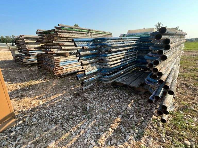 Large Lot of Scaffolding (No Cross Braces) - Bonnette Auctions