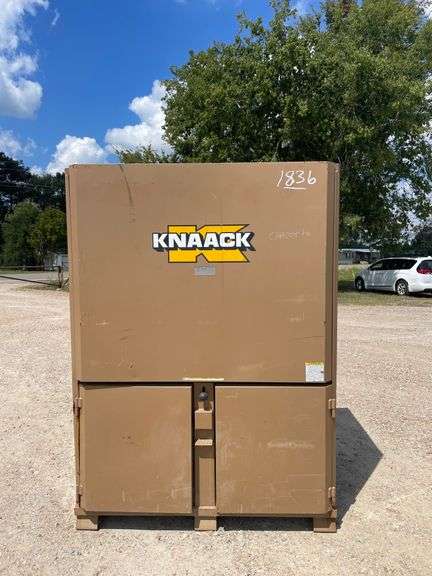 Knaack Box Foreman Box - Bonnette Auctions