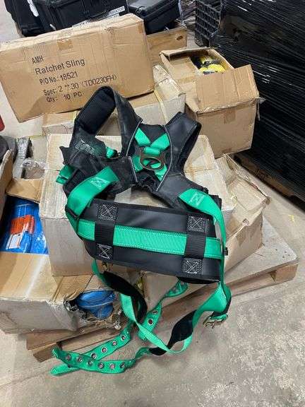 Pallet of Guardian EDGE Harness Series - Bonnette Auctions