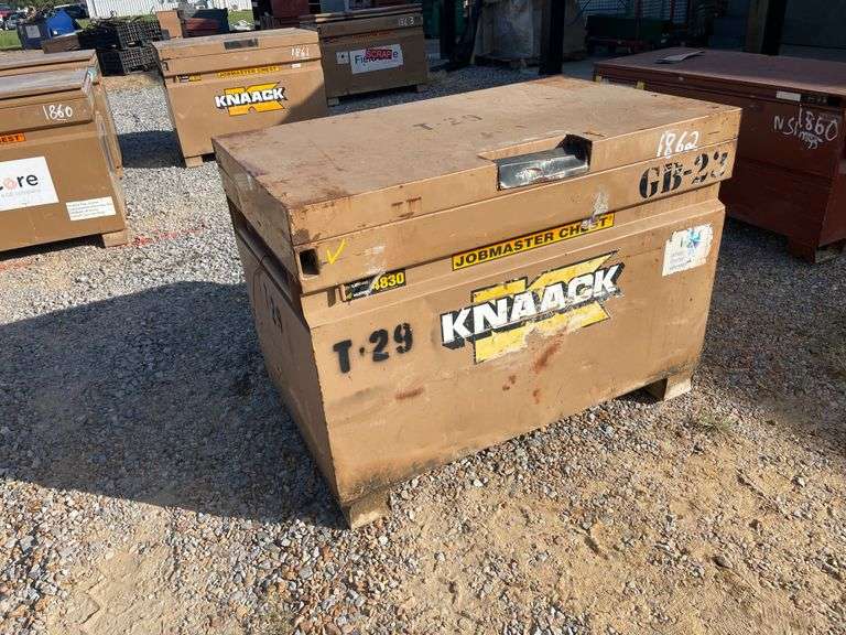 Knack Box Master Chest - Bonnette Auctions