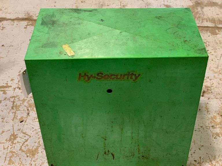 Hy-Security, Slide - mounted gate operator - Bonnette Auctions
