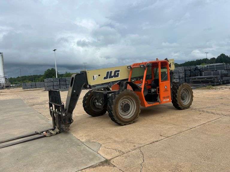 2015 JLG telehandler model: G9-43A - Bonnette Auctions