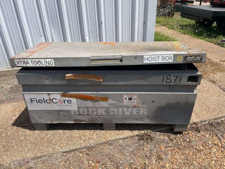 Rock River Tool Box - Bonnette Auctions