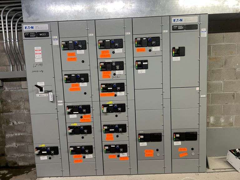 Eaton motor control center - Bonnette Auctions