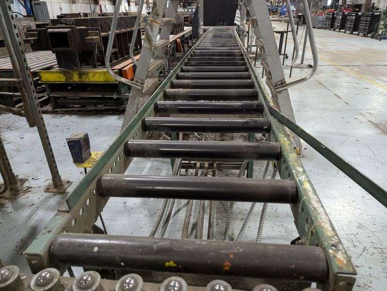 Gravity roller conveyor on load cells with read out - Bonnette Auctions