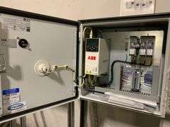 lockout box and control panels - Bonnette Auctions