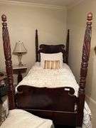 Acanthus Carved Single Bed - Bonnette Auctions
