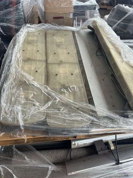 Pallet of Police Lights - Bonnette Auctions